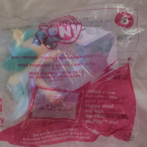 Hasbro | Toys | 22 My Little Pony Miss Pommel With Color Changing Tail ...